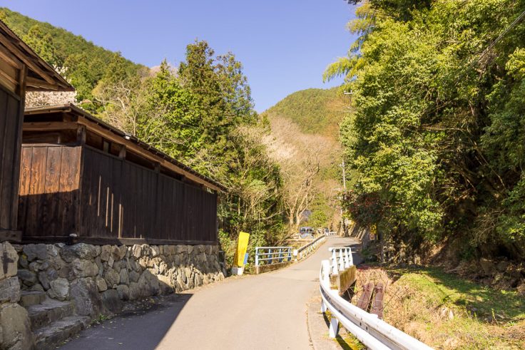 Mt. Jinba 陣馬山 - RIDGELINEIMAGES.com