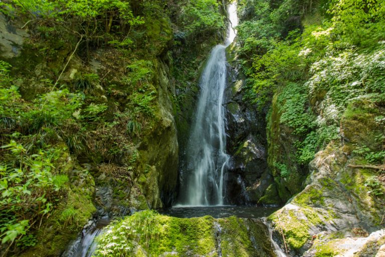 10 Stunning Waterfalls to Discover in Tokyo - RIDGELINEIMAGES.com