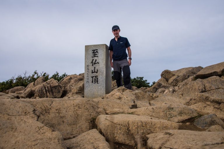 Mt. Hiuchigatake 燧ヶ岳 to Mt. Shibutsu 至仏山 - RIDGELINEIMAGES.com