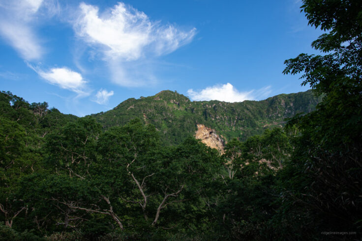 Mt. Myoko 妙高山 to Mt. Hiuchi 火打山 - RIDGELINEIMAGES.com
