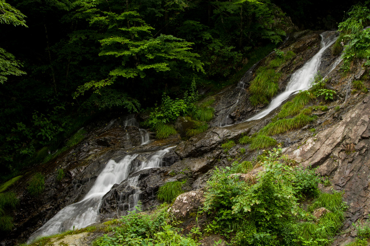 Ryujin, Kuzuryu, Yume, and Sugedaira Falls in Hinohara Village ...